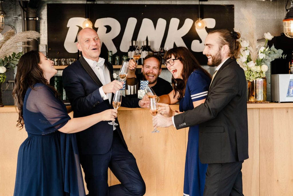 Bestuhlungen für Events & Feiern - Dock10 Berlin