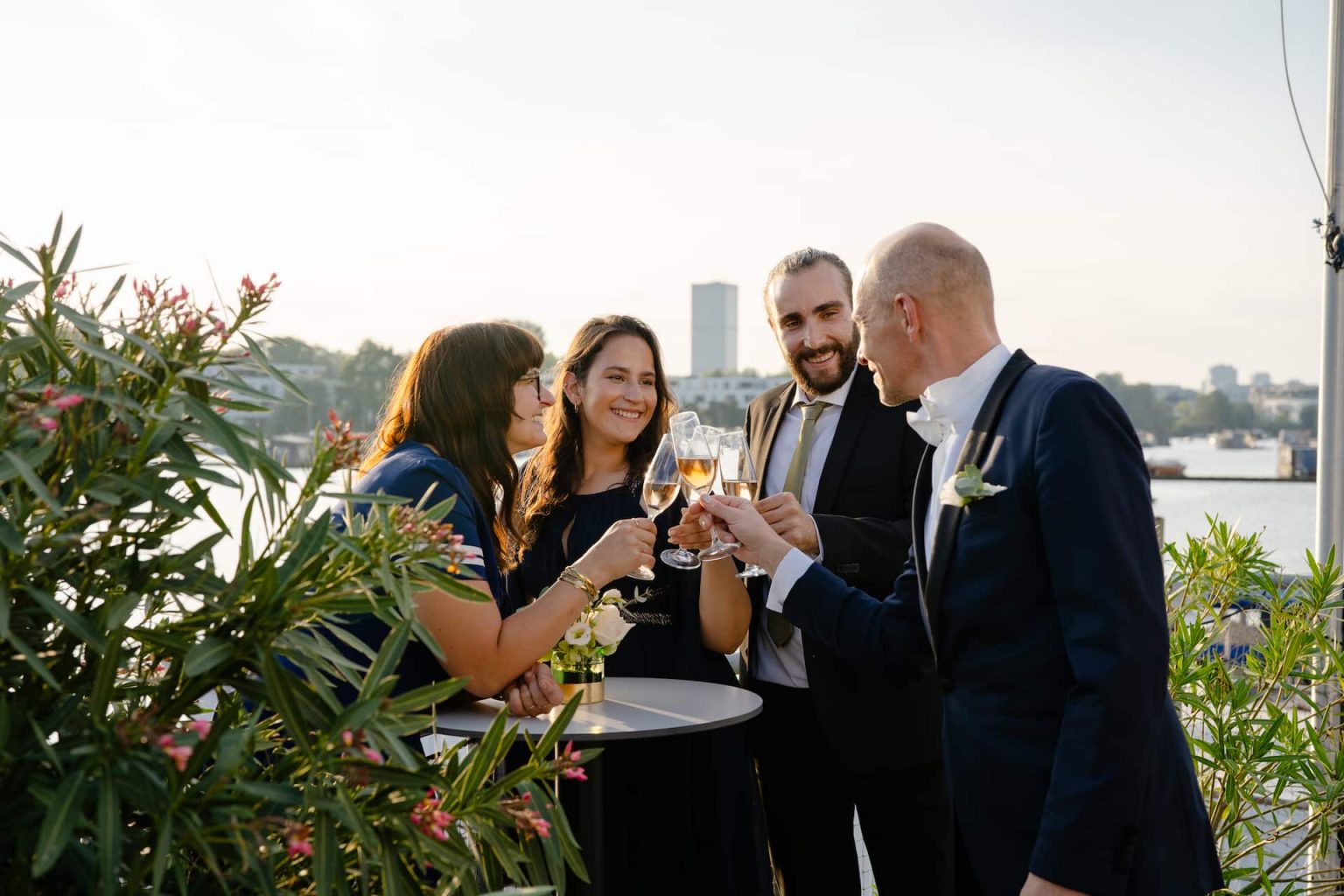 Bestuhlungen für Events & Feiern - Dock10 Berlin